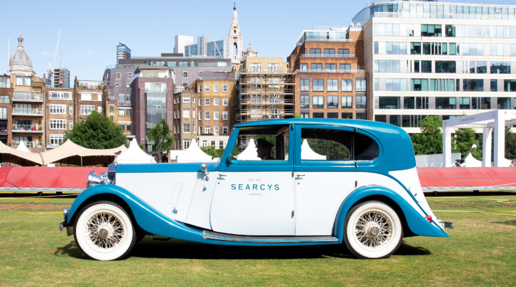 Roll (s Royce) up! There's a New Champagne Car In Town