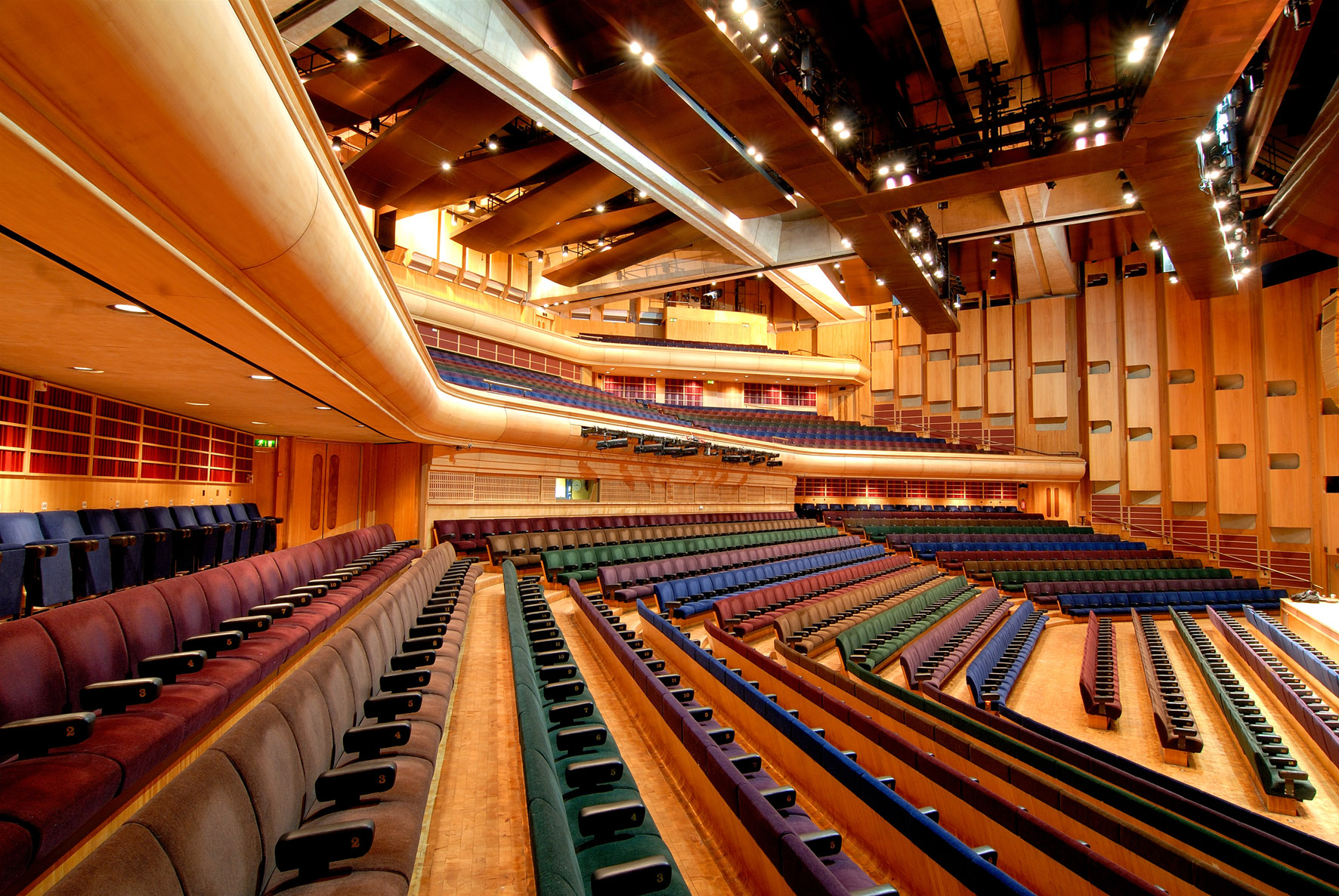 Universities flock back to the Barbican for graduation ceremonies | Searcys
